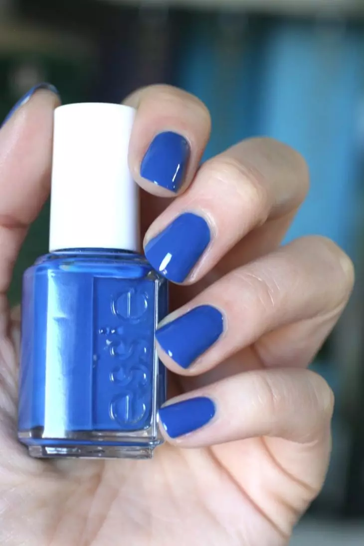 Helderblauwe nagellak: it is in ding 4576_2