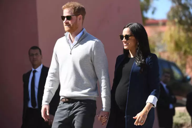 Tại sao người hâm mộ cho rằng Victoria là cái tên mà Harry và Meghan muốn đặt cho con gái? 46261_1