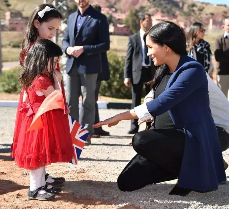 Għaliex il-partitarji jaħsbu li Victoria huwa l-isem li Harry u Meghan jixtiequ għal tifla? 46261_3