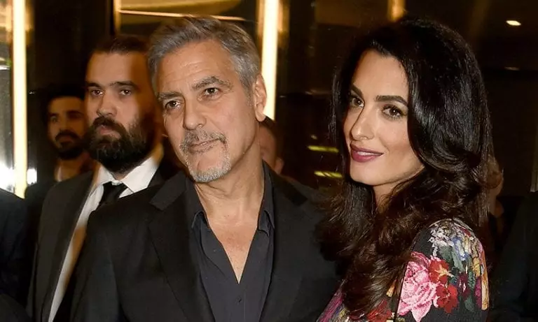 Ar George'as ir Amal Clooney planuoja skyrybas nėštumo ir prezidentinės kampanijos viduryje? 46342_3