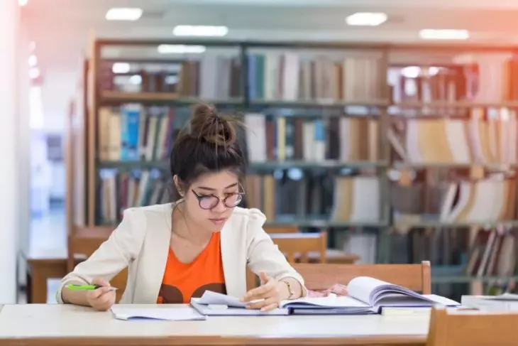 Liema Iċċekkjar tal-Plaġjariżmu Jista' Jgħallem Student 47456_2