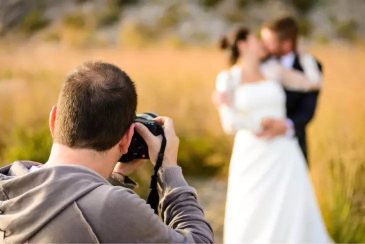 4 pametni načini za prihranek denarja pri poročnem fotografiranju 4759_5