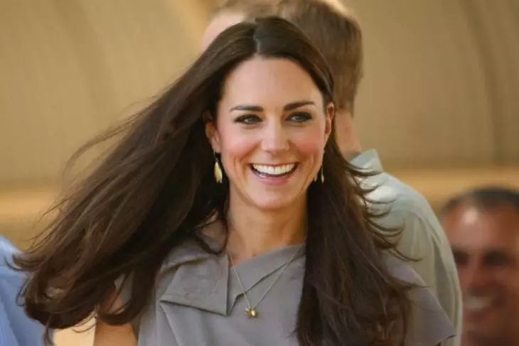 Thư ngỏ gửi đến mái tóc của Kate Middleton 47605_1