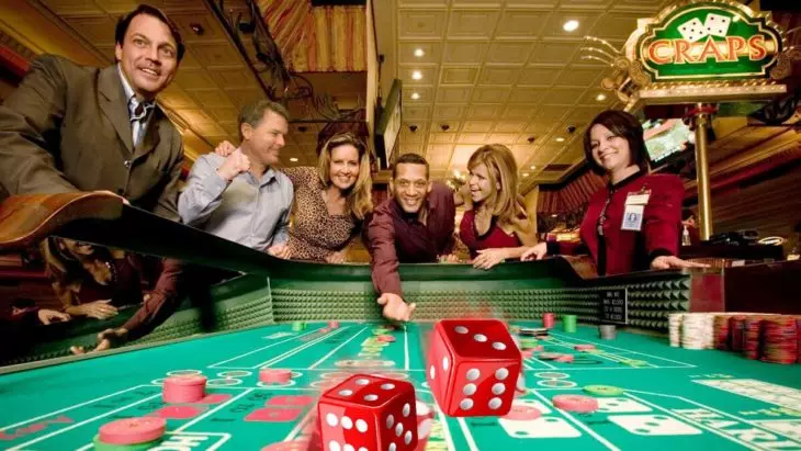 5 játék, amelyet a nők általában a kaszinókban játszanak 4927_5