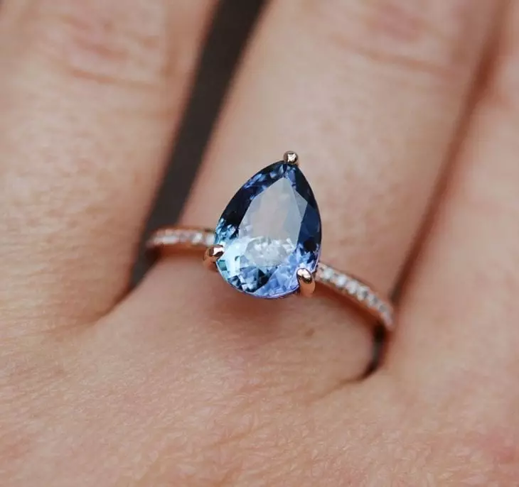 Зашто би требало да купите веренички прстен од танзанита 49819_2