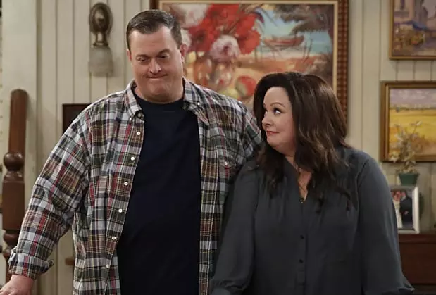 Frisky Q&A: “Mike & Molly” zvaigzne Svūzija Kurca 52056_1