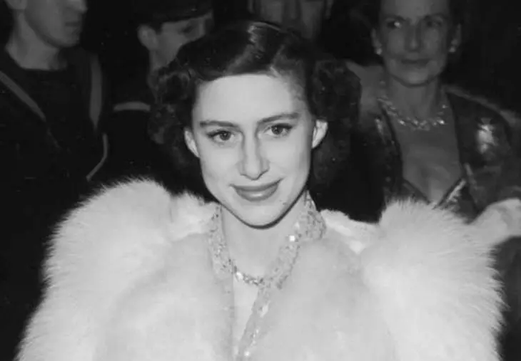 Bertekên Princess Margaret ji Çapemeniya Negatîf re 52301_2