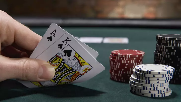 Juegos de cartas clásicos y cómo ganarlos 5233_2
