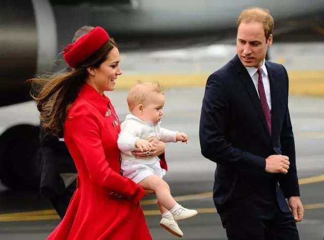 Najpomembnejše stvari o materinstvu se lahko Meghan Markle nauči od Kate Middleton 52429_1