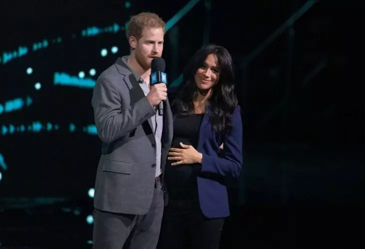 Èske Prince William nan kouri pou yon paren pou ti bebe Sussex la? 52898_3