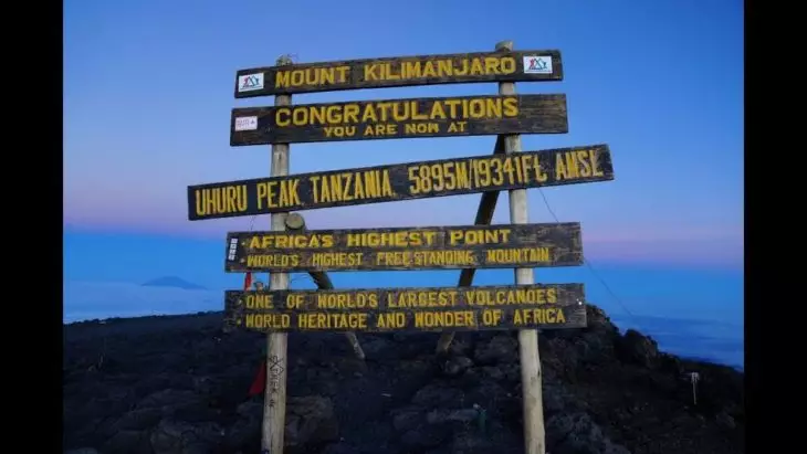 ເປັນຫຍັງທ່ານຄວນໄປຢ້ຽມຢາມ Kilimanjaro ຢ່າງຫນ້ອຍຫນຶ່ງຄັ້ງໃນຊີວິດຂອງເຈົ້າ 54148_2