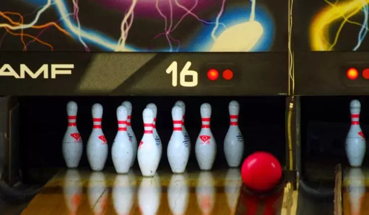 10-pin, 9-pin, 5-pin: Průvodce 3 nejběžnějšími typy bowlingu 5608_4