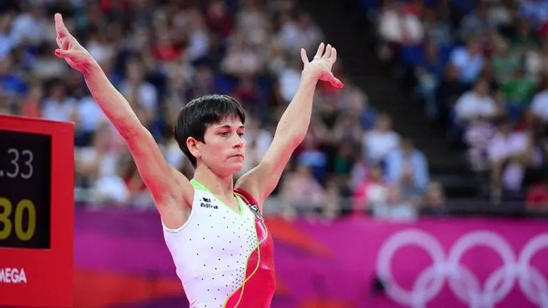 Oksana Chusovitina is de oudste vrouwelijke Olympische turnster die ooit heeft deelgenomen 57266_1