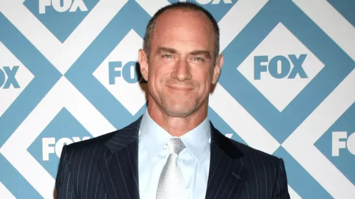 Sheekada Jacaylka ee Elliot Stabler ee is khilaafsan 6472_1