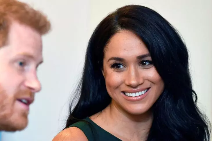 Konplo ki fè nwaj sou Grann Bretay! Ki moun ki reyèl papa Prince Harry a, e ki kalite jwèt politik kache dèyè maryaj li ak Meghan Markle? 7007_7