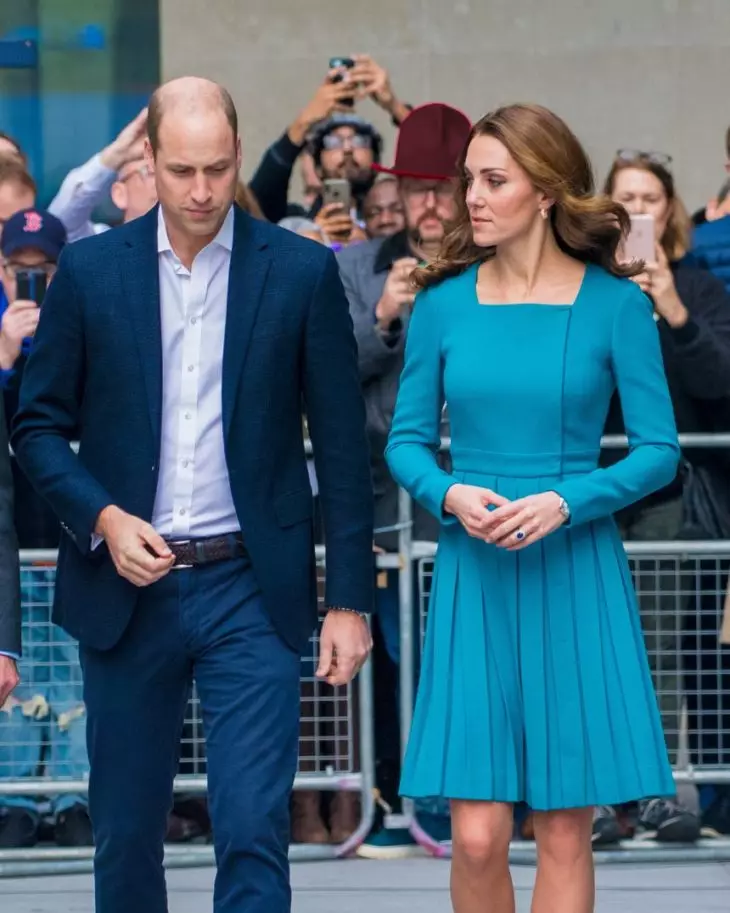 Is Kate Middleton ynstoart oer it bedrogskandaal fan prins William? 7166_1