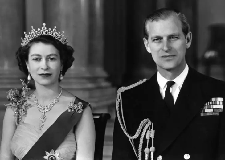 關於伊麗莎白二世女王和菲利普親王的婚姻你不知道的事 7258_6
