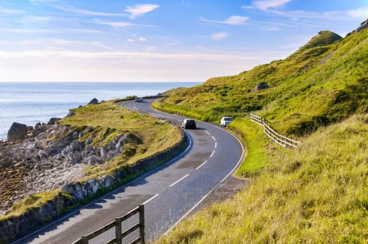 Road trip à travers l'Irlande ? Sachez qu'avoir une assurance auto est crucial 7337_5