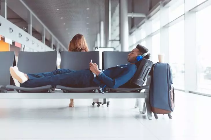 20 วิธีในการใช้เวลาระหว่างแวะพักในสนามบินที่น่ากลัว 7378_2