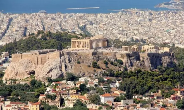 Los destinos turísticos más sorprendentes de Grecia 7436_2