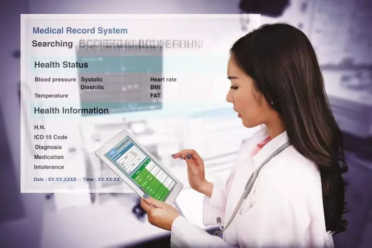 എങ്ങനെയാണ് ഡിജിറ്റൽ പേഷ്യന്റ് റെക്കോർഡ് സൂക്ഷിക്കുന്നത് വിപ്ലവകരമായ ആശുപത്രി പരിചരണം 750_2