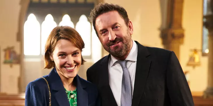 Sally Bretton အသက်မွေးဝမ်းကြောင်းအလုပ်၊ Net Worth 2022၊ ခင်ပွန်း၊ ကလေးများ 7794_1