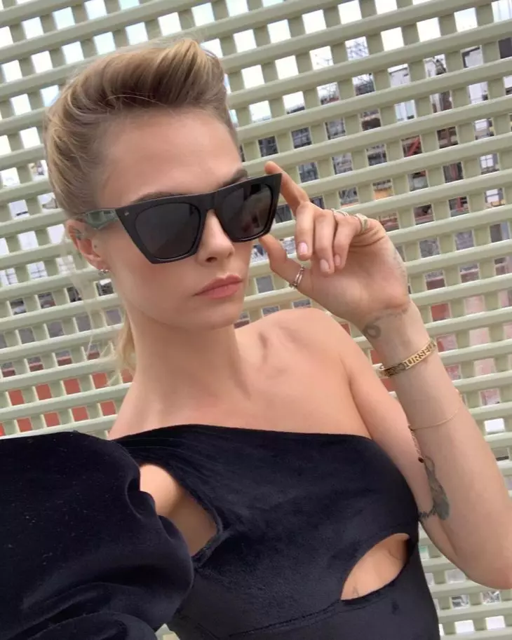 Cara Delevingne Vlera Neto 2022, Karriera, Bio, Jeta 7880_2