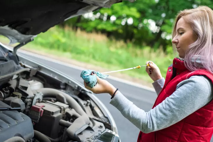 8 najboljih DIY rutina održavanja vašeg automobila u 2022 8215_2