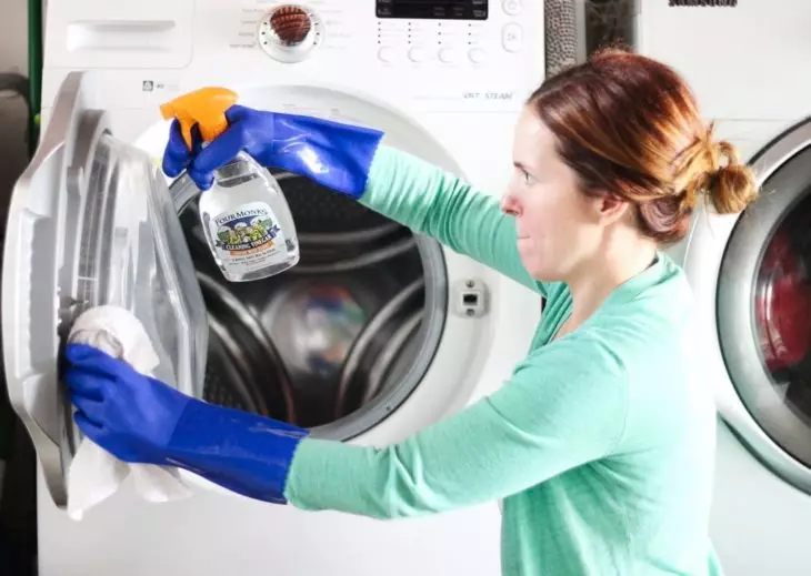 วิธีทำความสะอาดเครื่องซักผ้าด้วยสีเขียว 8505_1