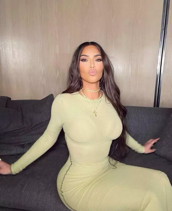 Kardashians İnstaqramının Böyük Profil şəklini necə görmək olar 890_1