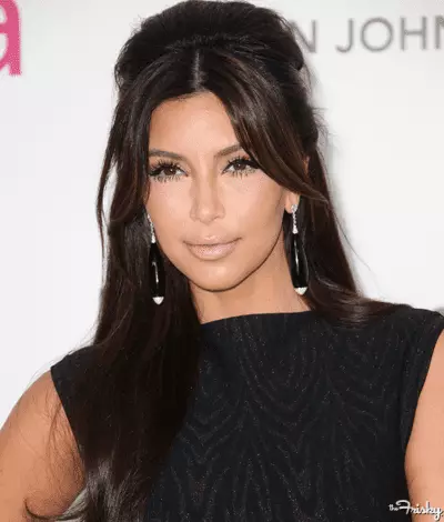 Kim Kardashian ၏ အကောင်းဆုံး အလှတရား ၇ ခု 9097_5