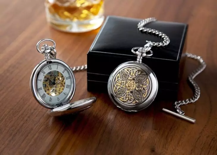 Skeleton Pocket Watch - අතීතය දෙස ආකර්ෂණීය බැල්මක් 916_4