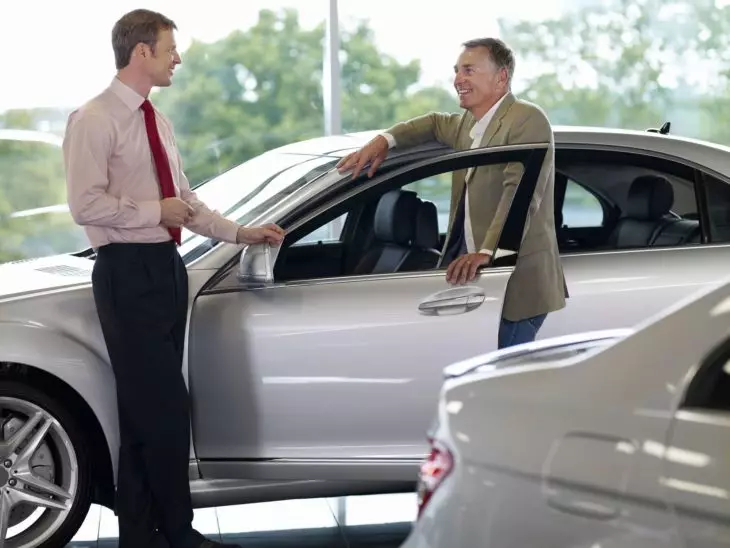 การขายรถของคุณ – ราคา เอกสารประกอบ และวิธีหาลูกค้า 9267_2