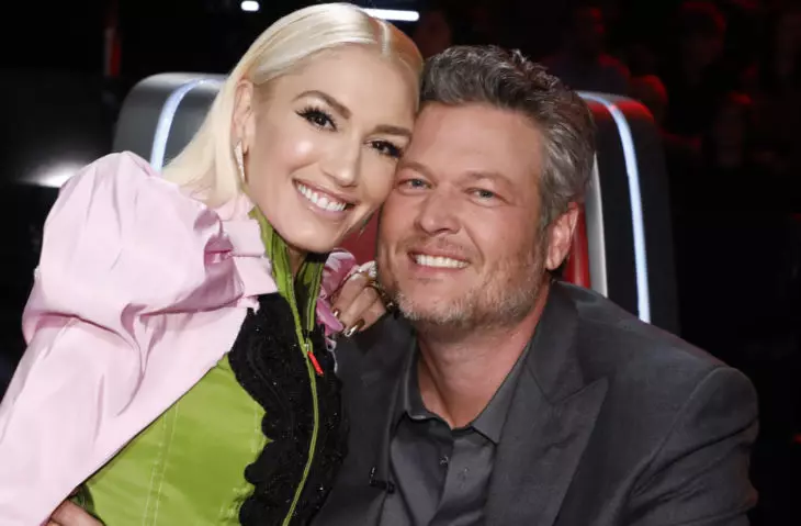 Lijo tsa Matsatsi a Phomolo tse Bakang Khohlano lipakeng tsa Gwen Stefani le Blake Shelton 9269_2