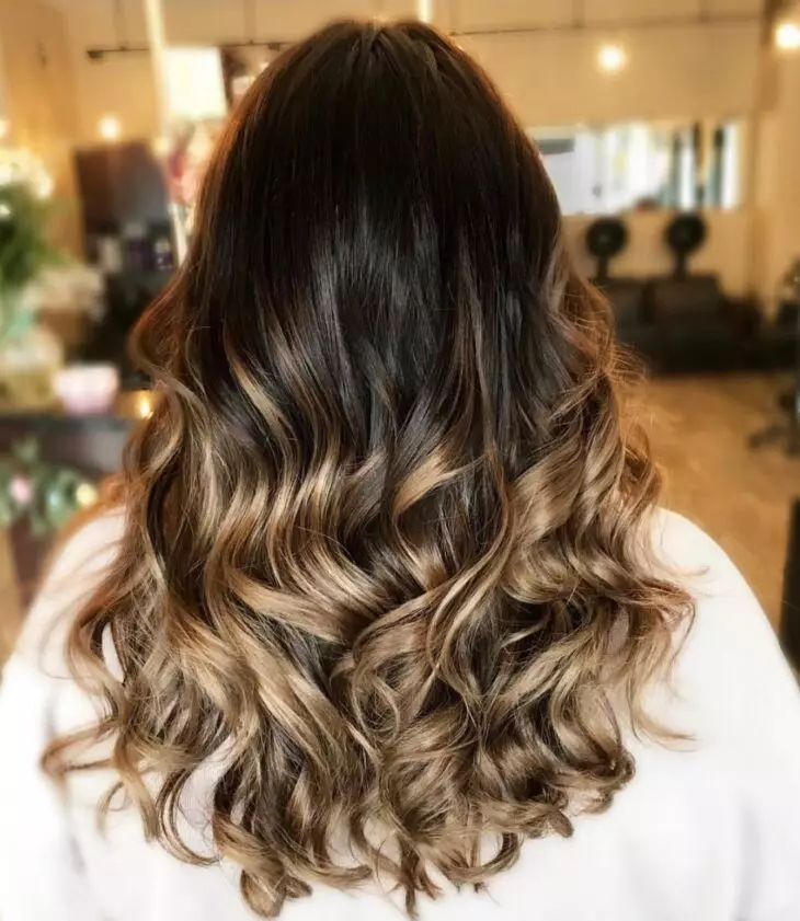 نکات برجسته Balayage VS – انتخاب بهتری برای شما چیست؟ 9574_2